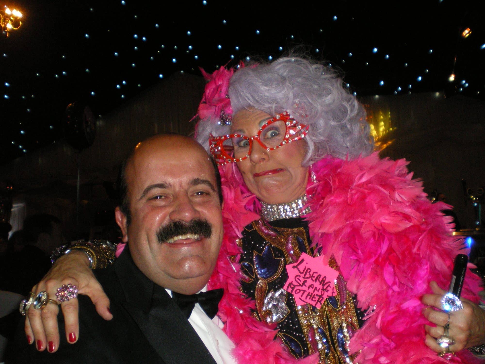 Dame Edna Lookalike | Dame Edna Impersonator