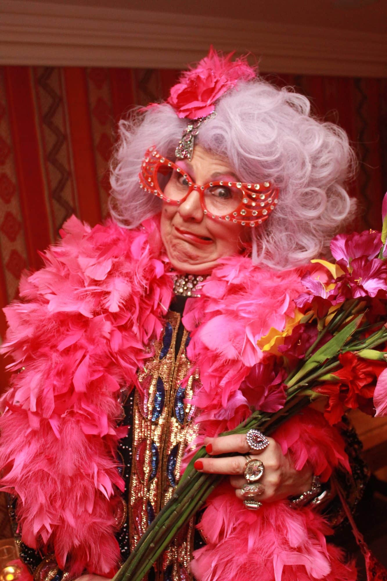 Dame Edna Lookalike | Dame Edna Impersonator