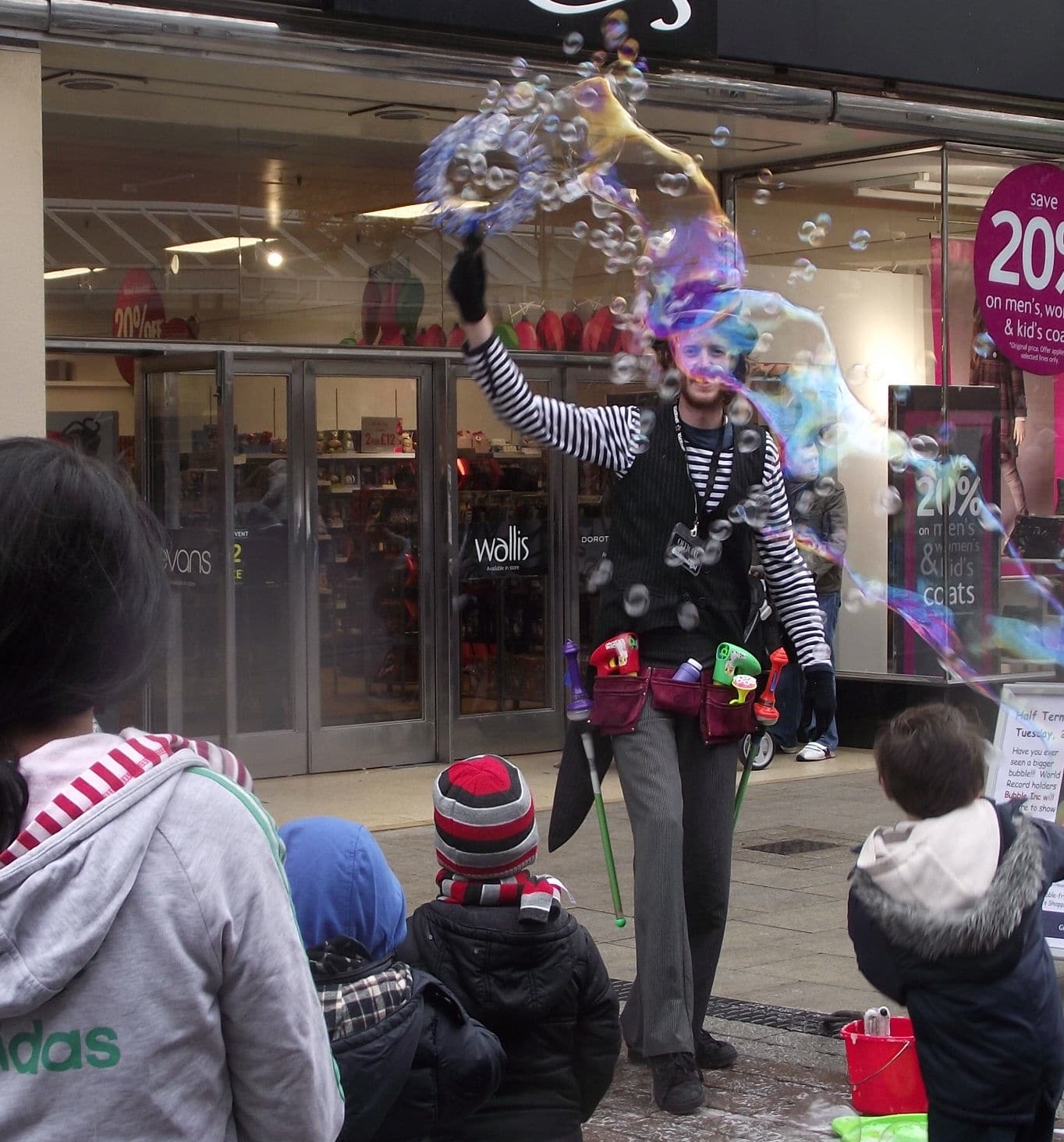 Bubbleman | Bubble Show | ﻿﻿Bubbleologist | Children's Entertainer