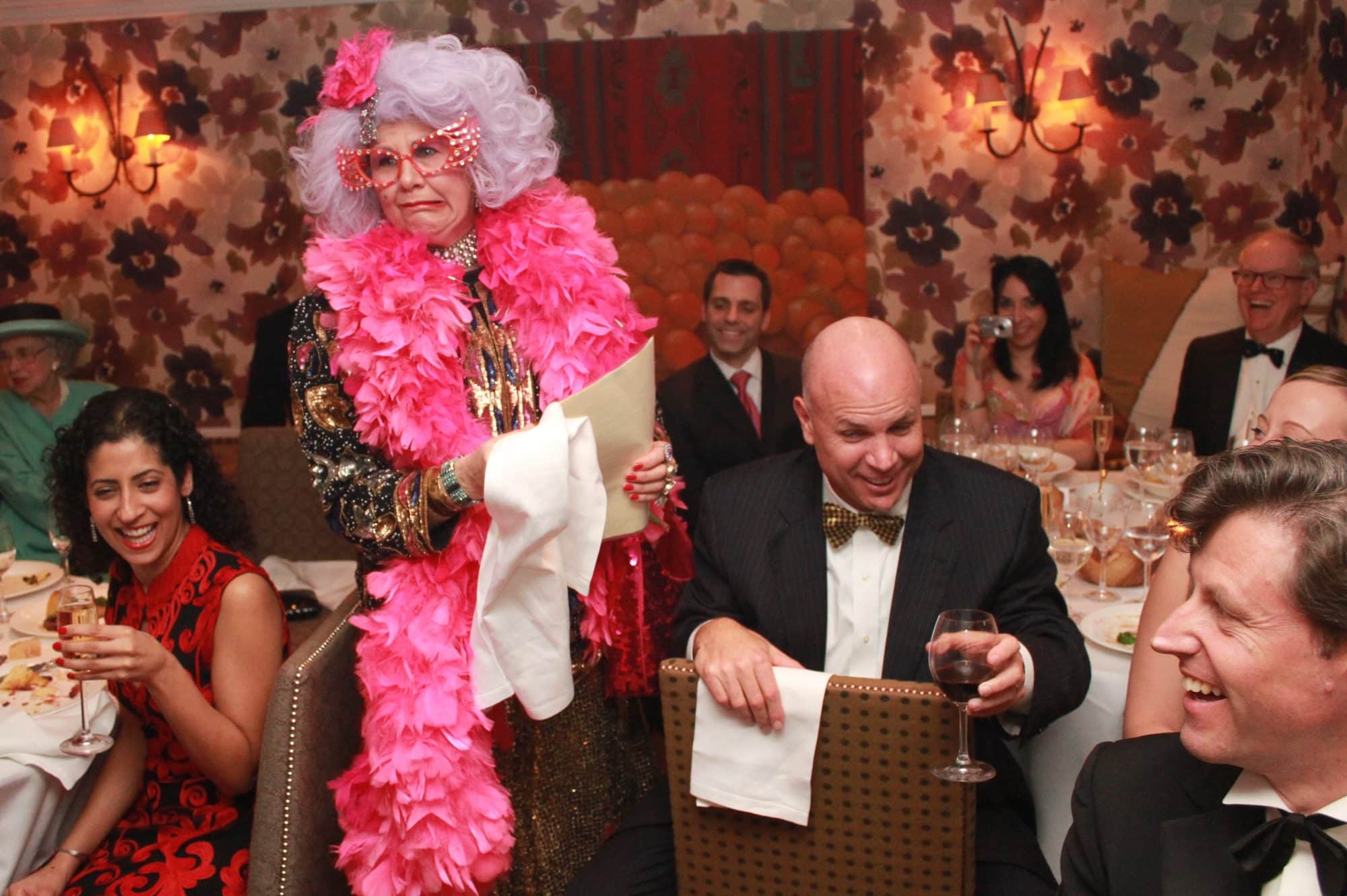 Dame Edna Lookalike | Dame Edna Impersonator