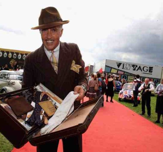 Viv the Spiv | British Themed Comedy Walkabout Character
