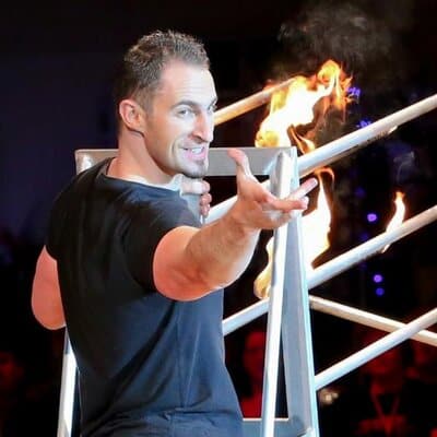 Magician Matthew | Award-Winning Magician to Hire | Illusionist