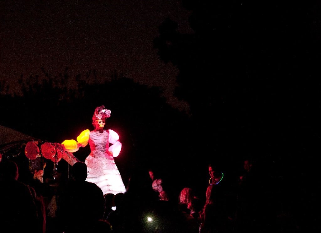 The Undead | Halloween Stilt Walkers | Day of the Dead Act