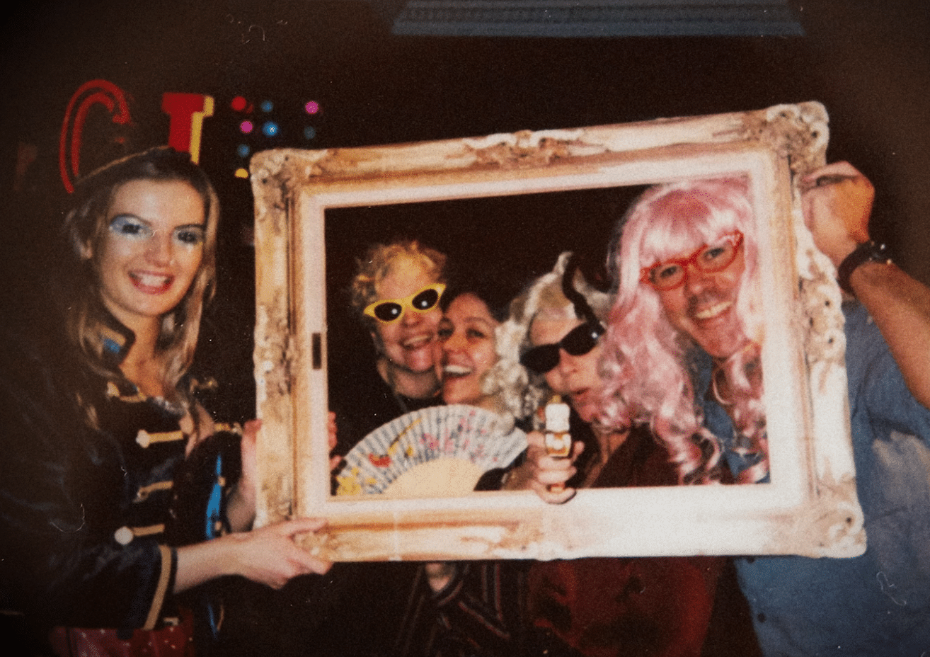 Roaming Photo Booth | Walkabout Photo Booth | Selfie Photo Booth